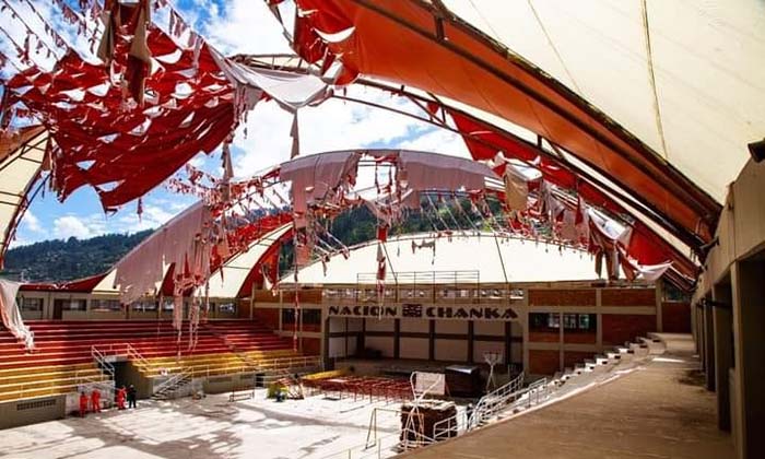 Alcalde Abel Serna entercado de techar con lona el Coliseo NaciÃ³n Chanka